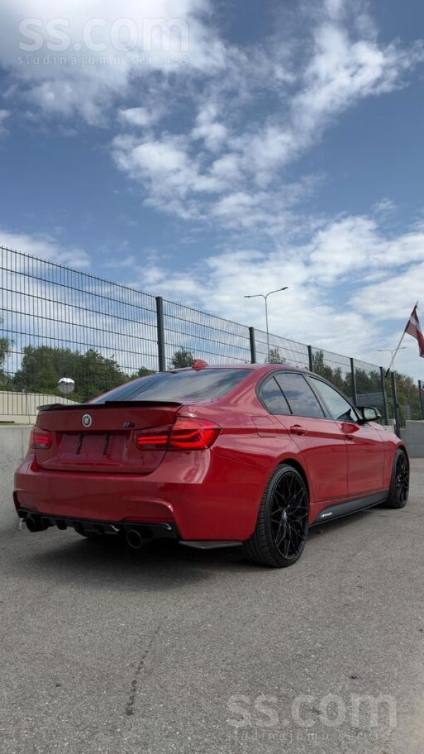 Red BMW 335 2013 in Riga, with an engine capacity of 3.00 L and mileage of 278 thousand km for 18700 €, photo 7 on AUTOMOTO.COM.LV