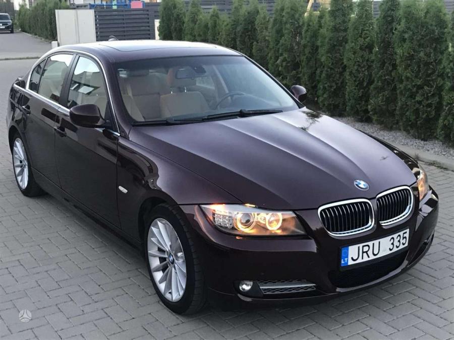 Sarkans BMW 335 2009 Kauņa, ar dzinēja tilpumu 2.99 L un nobraukumu 150 tūkst. km par 5700 €, foto 3 vietnē AUTOMOTO.COM.LV