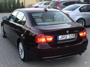 Sarkans BMW 335 2009 Kauņa, ar dzinēja tilpumu 2.99 L un nobraukumu 150 tūkst. km par 5700 €, foto 4 vietnē AUTOMOTO.COM.LV