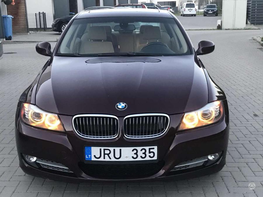 Sarkans BMW 335 2009 Kauņa, ar dzinēja tilpumu 2.99 L un nobraukumu 150 tūkst. km par 5700 €, foto 5 vietnē AUTOMOTO.COM.LV