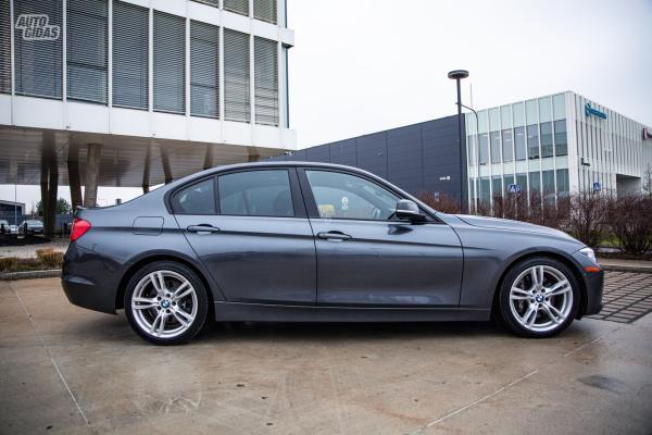 BMW 335 2013 in Vilnius, with an engine capacity of 3.00 L and mileage of 246 thousand km for 12900 €, photo 4 on AUTOMOTO.COM.LV