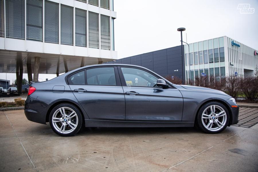 BMW 335 2013 in Vilnius, with an engine capacity of 3.00 L and mileage of 246 thousand km for 11999 €, photo 8 on AUTOMOTO.COM.LV
