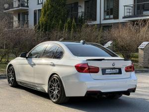 BMW 335 2013 Viļņa, ar dzinēja tilpumu 2.98 L un nobraukumu 350 tūkst. km par 13999 €, foto 4 vietnē AUTOMOTO.COM.LV