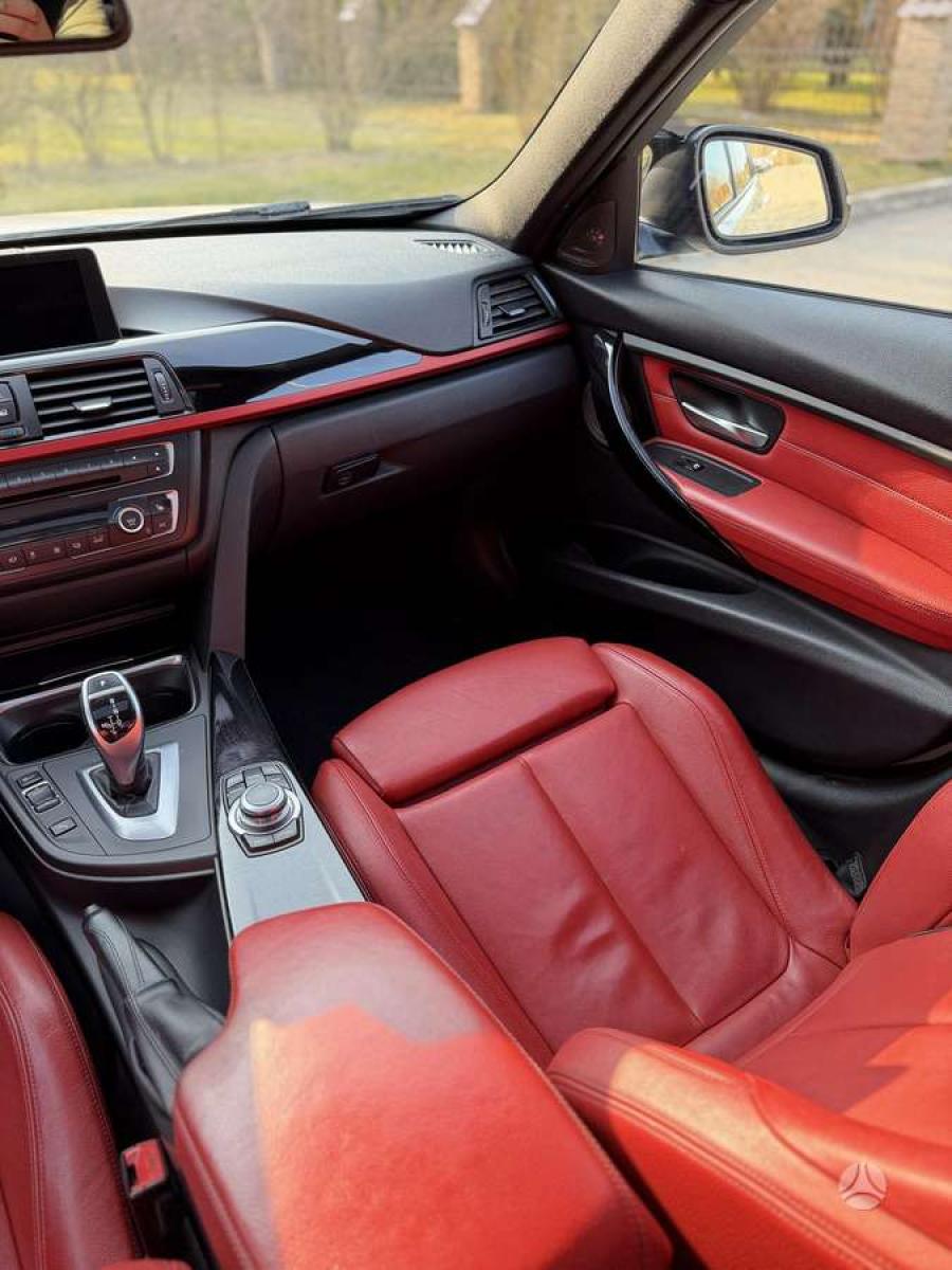 BMW 335 2013 Viļņa, ar dzinēja tilpumu 2.98 L un nobraukumu 350 tūkst. km par 13999 €, foto 12 vietnē AUTOMOTO.COM.LV