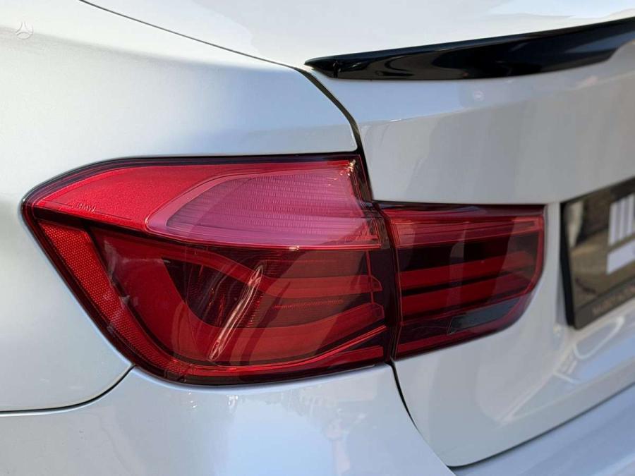 BMW 335 2013 Viļņa, ar dzinēja tilpumu 2.98 L un nobraukumu 350 tūkst. km par 13999 €, foto 14 vietnē AUTOMOTO.COM.LV