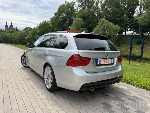 BMW 335 2010 in Rezekne, with an engine capacity of 3.00 L and mileage of 0 thousand km for 8490 €, photo 5 on AUTOMOTO.COM.LV