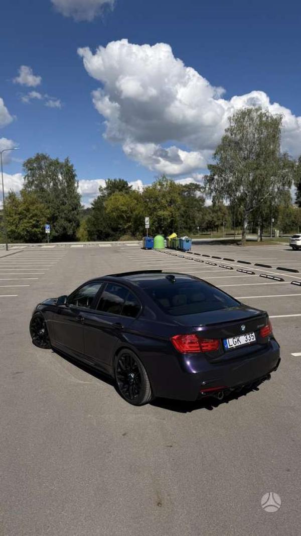 Фиолетовый БМВ 335 2012 в Каунас, объемом двигателя 3.00 л и пробегом 200 тыс. км за 15000 €, фото 5 на AUTOMOTO.COM.LV