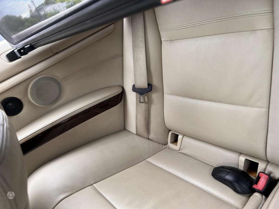 Balts BMW 335 2010 Kauņa, ar dzinēja tilpumu 2.98 L un nobraukumu 189 tūkst. km par 8250 €, foto 18 vietnē AUTOMOTO.COM.LV