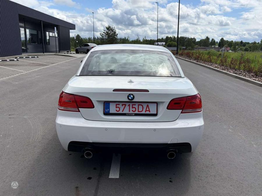 Balts BMW 335 2010 Viļņa, ar dzinēja tilpumu 3.00 L un nobraukumu 190 tūkst. km par 8600 €, foto 5 vietnē AUTOMOTO.COM.LV