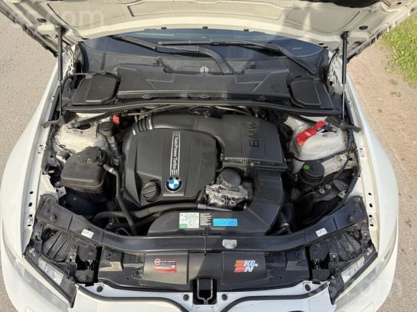 Balts BMW 335 2012 Jūrmala, ar dzinēja tilpumu 3.00 L un nobraukumu 194 tūkst. km par 17995 €, foto 10 vietnē AUTOMOTO.COM.LV