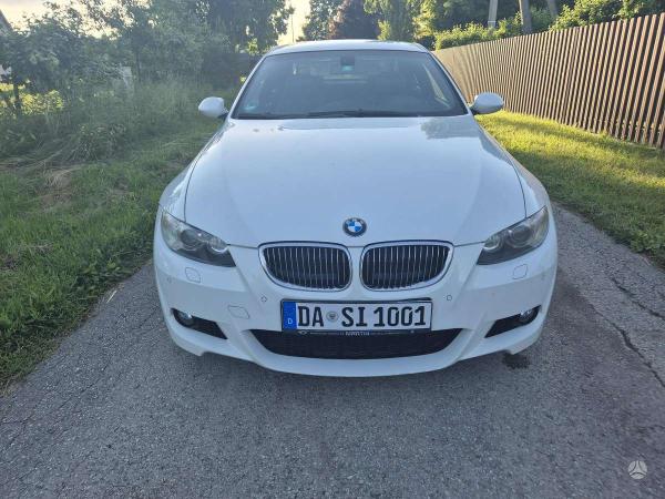 Balts BMW 335 2007 Kauņa, ar dzinēja tilpumu 2.99 L un nobraukumu 295 tūkst. km par 8750 €, foto 6 vietnē AUTOMOTO.COM.LV