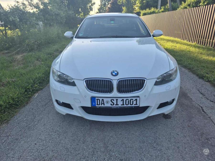 Balts BMW 335 2007 Kauņa, ar dzinēja tilpumu 2.99 L un nobraukumu 295 tūkst. km par 8750 €, foto 7 vietnē AUTOMOTO.COM.LV
