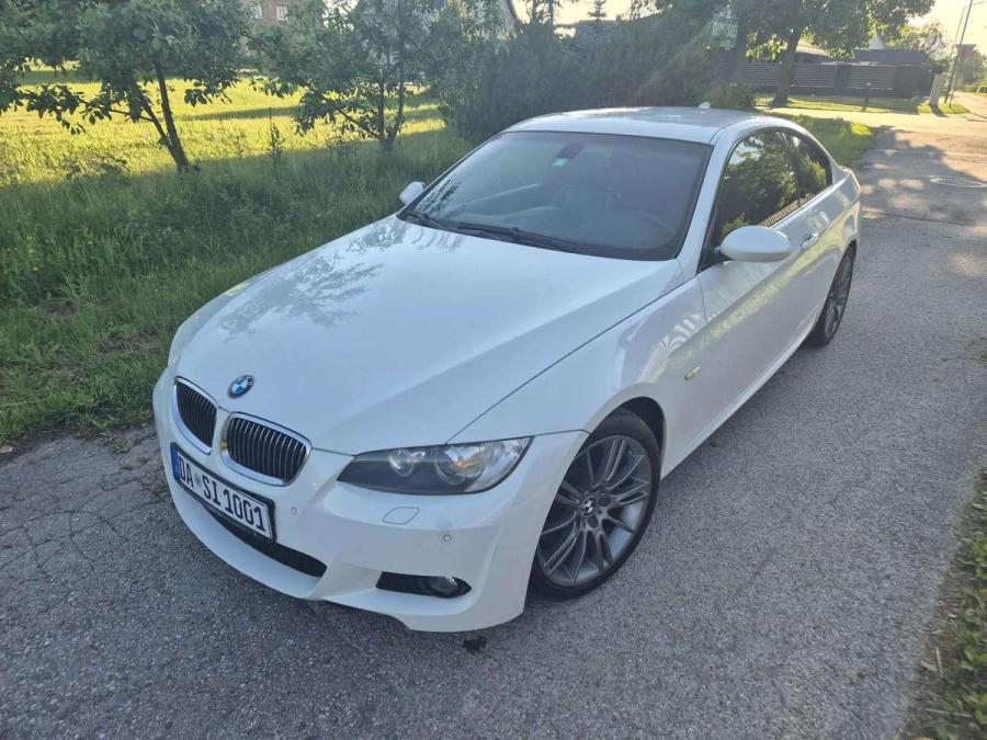 Balts BMW 335 2007 Kauņa, ar dzinēja tilpumu 2.99 L un nobraukumu 295 tūkst. km par 8750 €, foto 12 vietnē AUTOMOTO.COM.LV