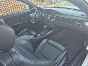 Balts BMW 335 2007 Kauņa, ar dzinēja tilpumu 2.99 L un nobraukumu 295 tūkst. km par 8750 €, foto 17 vietnē AUTOMOTO.COM.LV