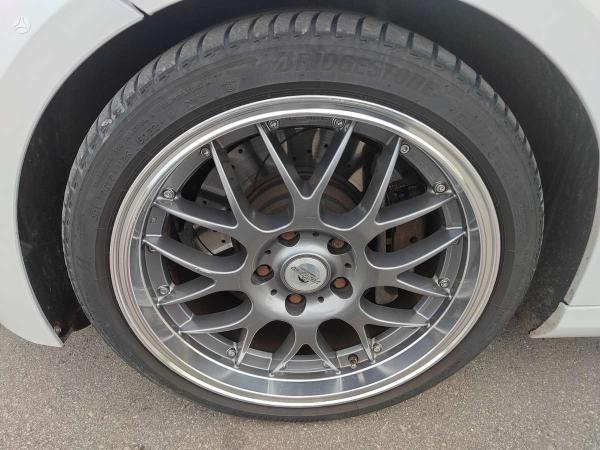 БМВ 335 2008 в Паневежис на AUTOMOTO.COM.LV Белый БМВ 335 2008 в Паневежис, объемом двигателя 2.98 л и пробегом 299 тыс. км за 9000 €, фото 8 на AUTOMOTO.COM.LV