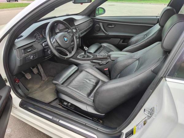 БМВ 335 2008 в Паневежис на AUTOMOTO.COM.LV Белый БМВ 335 2008 в Паневежис, объемом двигателя 2.98 л и пробегом 299 тыс. км за 9000 €, фото 10 на AUTOMOTO.COM.LV