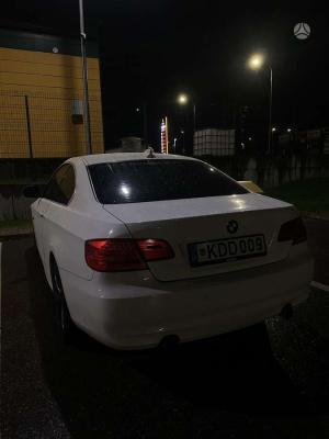 Белый БМВ 335 2010 в Вильнюс, объемом двигателя 2.98 л и пробегом 174 тыс. км за 10990 €, фото 3 на AUTOMOTO.COM.LV