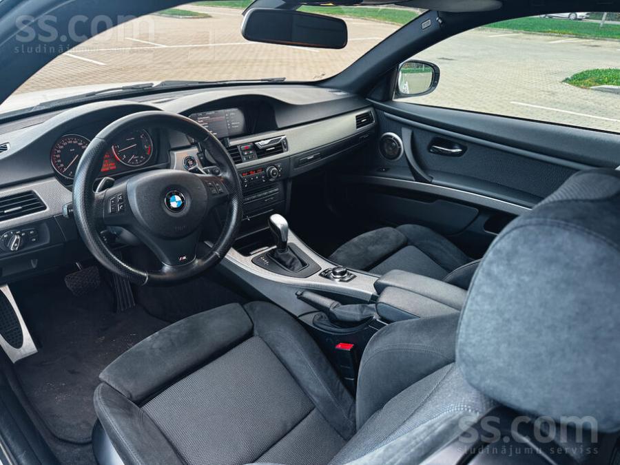 Balts BMW 335 2010 Rīga, ar dzinēja tilpumu 3.00 L un nobraukumu 229 tūkst. km par 14444 €, foto 6 vietnē AUTOMOTO.COM.LV