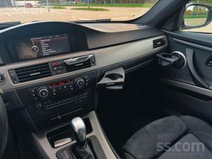 Balts BMW 335 2010 Rīga, ar dzinēja tilpumu 3.00 L un nobraukumu 229 tūkst. km par 14444 €, foto 14 vietnē AUTOMOTO.COM.LV