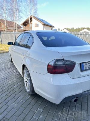 Balts BMW 335 2007 Rīga, ar dzinēja tilpumu 3.00 L un nobraukumu 357 tūkst. km par 7200 €, foto 4 vietnē AUTOMOTO.COM.LV