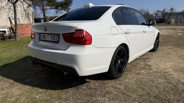 Balts BMW 335 2011 Kauņa, ar dzinēja tilpumu 3.00 L un nobraukumu 262 tūkst. km par 9300 €, foto 7 vietnē AUTOMOTO.COM.LV