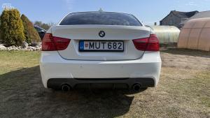 White BMW 335 2011 in Kaunas, with an engine capacity of 3.00 L and mileage of 262 thousand km for 9300 €, photo 8 on AUTOMOTO.COM.LV