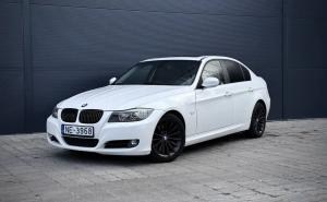 Balts BMW 335 2011 Rīga, ar dzinēja tilpumu 3.00 L un nobraukumu 227 tūkst. km par 8595 €, foto  vietnē AUTOMOTO.COM.LV