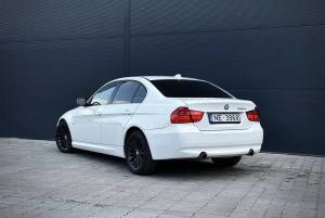 Balts BMW 335 2011 Rīga, ar dzinēja tilpumu 3.00 L un nobraukumu 227 tūkst. km par 8595 €, foto 4 vietnē AUTOMOTO.COM.LV