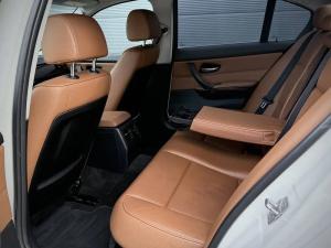 Balts BMW 335 2011 Rīga, ar dzinēja tilpumu 3.00 L un nobraukumu 227 tūkst. km par 8595 €, foto 20 vietnē AUTOMOTO.COM.LV