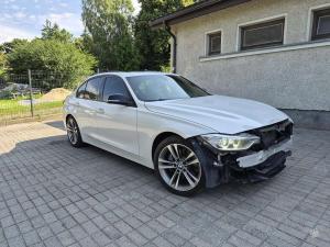 Белый БМВ 335 2013 в Каунас, объемом двигателя 2.98 л и пробегом 218 тыс. км за 8500 €, фото  на AUTOMOTO.COM.LV