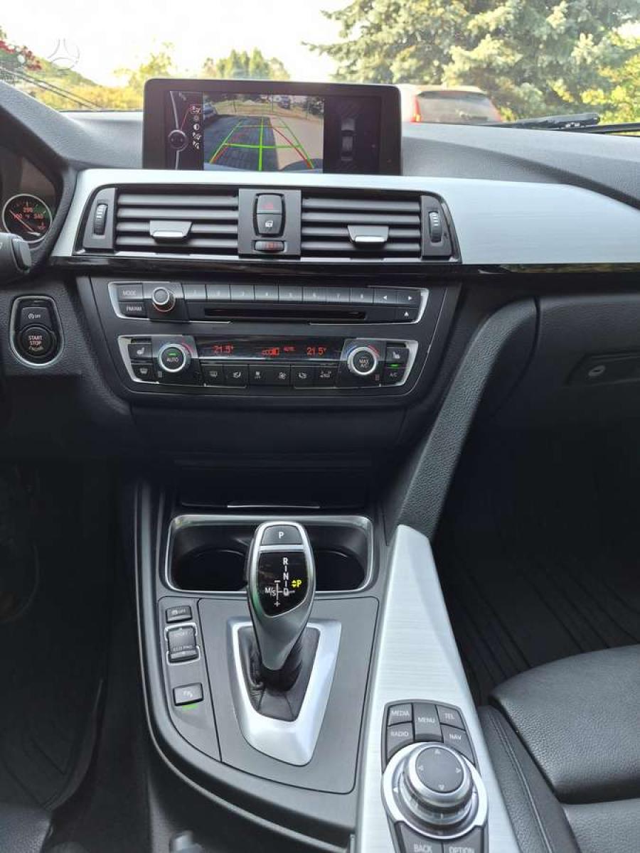 Balts BMW 335 2013 Kauņa, ar dzinēja tilpumu 2.98 L un nobraukumu 218 tūkst. km par 8500 €, foto 16 vietnē AUTOMOTO.COM.LV