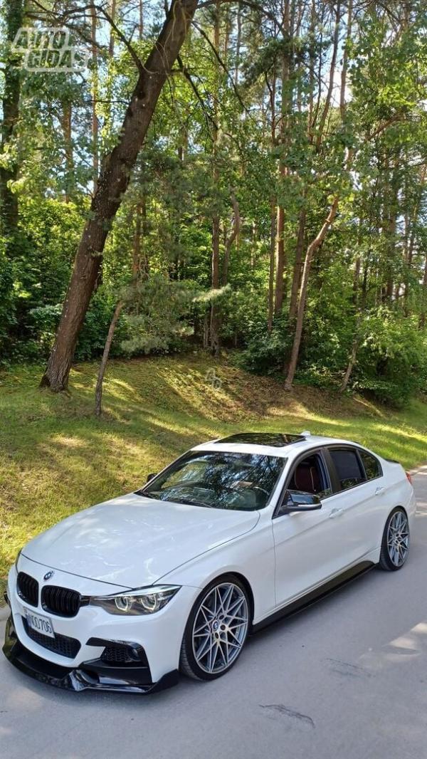 Белый БМВ 335 2013 в Каунас, объемом двигателя 3.00 л и пробегом 223 тыс. км за 15500 €, фото 8 на AUTOMOTO.COM.LV