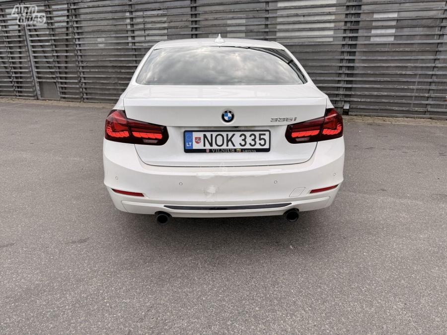 White BMW 335 2013 in Vilnius, with an engine capacity of 3.00 L and mileage of 187 thousand km for 12000 €, photo 7 on AUTOMOTO.COM.LV