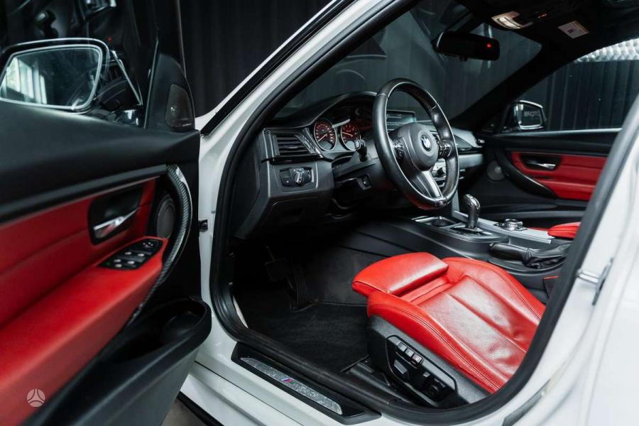 Balts BMW 335 2014 Viļņa, ar dzinēja tilpumu 2.99 L un nobraukumu 136 tūkst. km par 18999 €, foto 13 vietnē AUTOMOTO.COM.LV