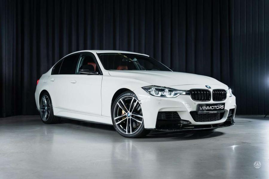White BMW 335 2015 in Vilnius, with an engine capacity of 2.99 L and mileage of 136 thousand km for 19999 €, photo 4 on AUTOMOTO.COM.LV