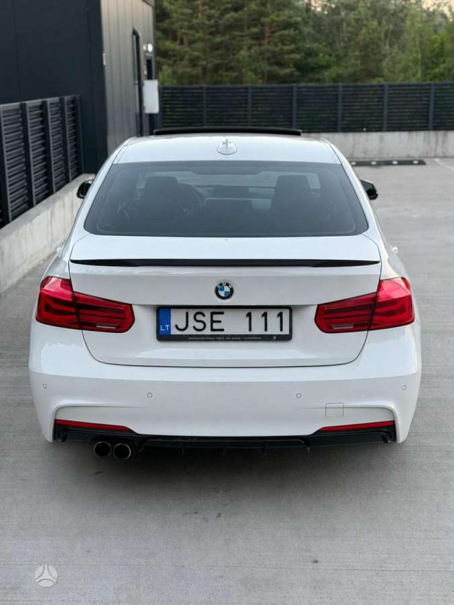 Balts BMW 335 2017 Viļņa, ar dzinēja tilpumu 2.99 L un nobraukumu 413 tūkst. km par 12900 €, foto 8 vietnē AUTOMOTO.COM.LV