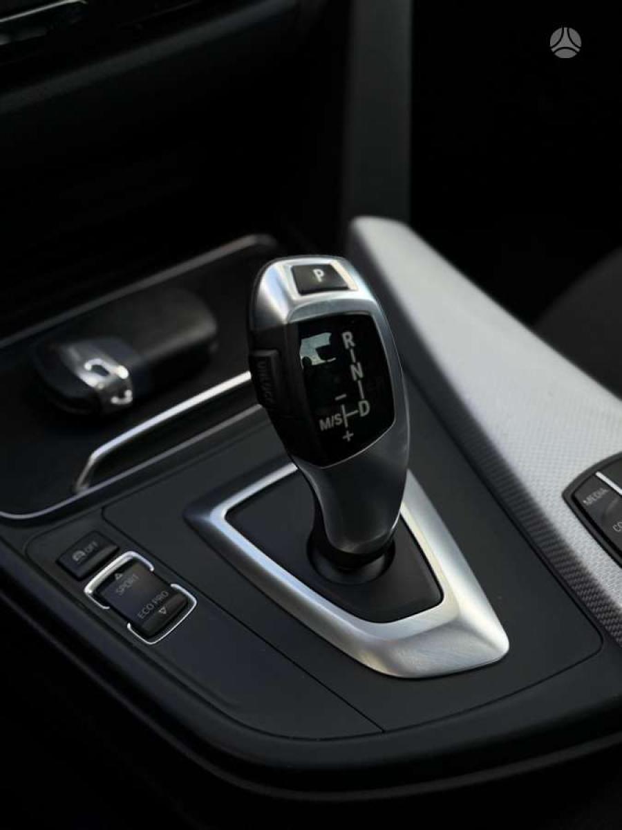 Balts BMW 335 2017 Viļņa, ar dzinēja tilpumu 2.99 L un nobraukumu 413 tūkst. km par 12900 €, foto 23 vietnē AUTOMOTO.COM.LV