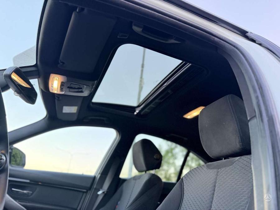 Balts BMW 335 2017 Viļņa, ar dzinēja tilpumu 2.99 L un nobraukumu 413 tūkst. km par 12900 €, foto 27 vietnē AUTOMOTO.COM.LV