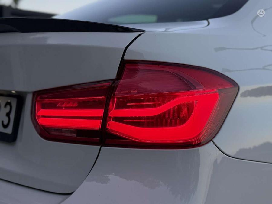Balts BMW 335 2017 Viļņa, ar dzinēja tilpumu 2.99 L un nobraukumu 413 tūkst. km par 12900 €, foto 46 vietnē AUTOMOTO.COM.LV