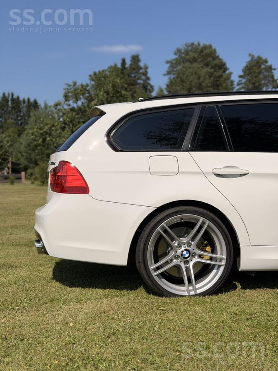 Balts BMW 335 2009 Rīga, ar dzinēja tilpumu 3.00 L un nobraukumu 270 tūkst. km par 12499 €, foto 5 vietnē AUTOMOTO.COM.LV