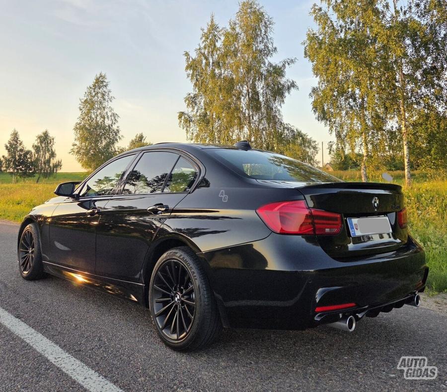 Black BMW 340 2015 in Alytus, with an engine capacity of 3.00 L and mileage of 236 thousand km for 19000 €, photo 3 on AUTOMOTO.COM.LV