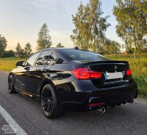 Black BMW 340 2015 in Alytus, with an engine capacity of 3.00 L and mileage of 236 thousand km for 19000 €, photo 4 on AUTOMOTO.COM.LV