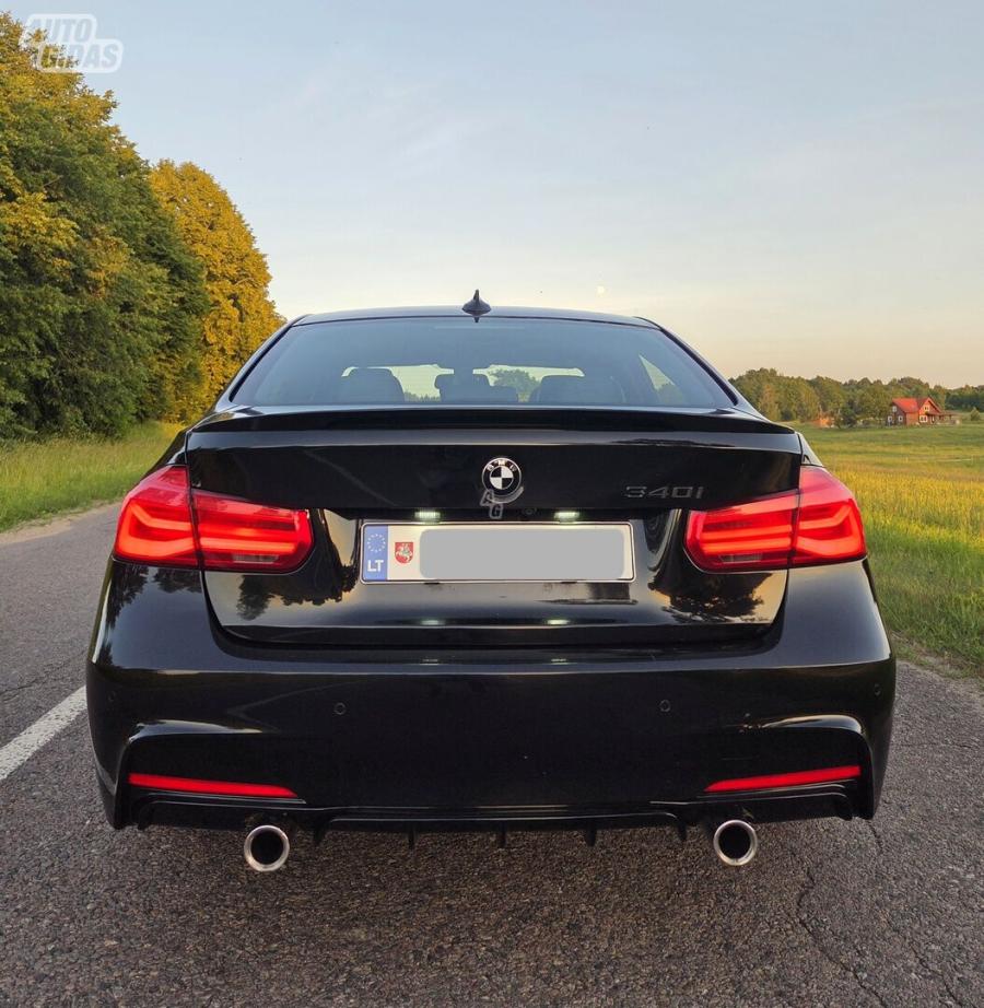Black BMW 340 2015 in Alytus, with an engine capacity of 3.00 L and mileage of 236 thousand km for 19000 €, photo 5 on AUTOMOTO.COM.LV