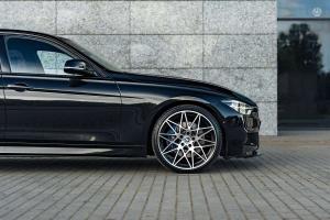 Melns BMW 340 2017 Klaipėda, ar dzinēja tilpumu 3.00 L un nobraukumu 149 tūkst. km par 23499 €, foto 10 vietnē AUTOMOTO.COM.LV