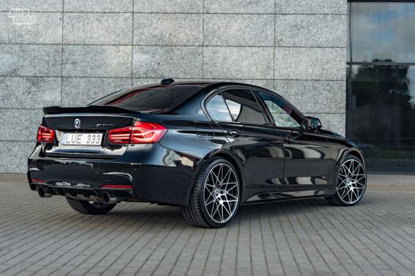 Melns BMW 340 2017 Klaipėda, ar dzinēja tilpumu 3.00 L un nobraukumu 149 tūkst. km par 23299 €, foto 4 vietnē AUTOMOTO.COM.LV
