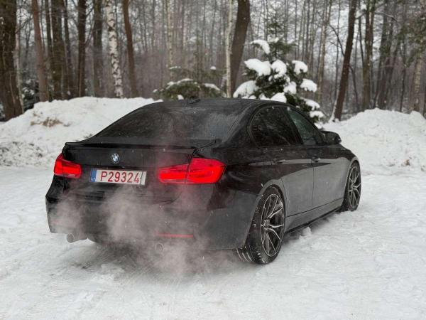 Melns BMW 340 2018 Viļņa, ar dzinēja tilpumu 3.00 L un nobraukumu 93 tūkst. km par 24800 €, foto 7 vietnē AUTOMOTO.COM.LV