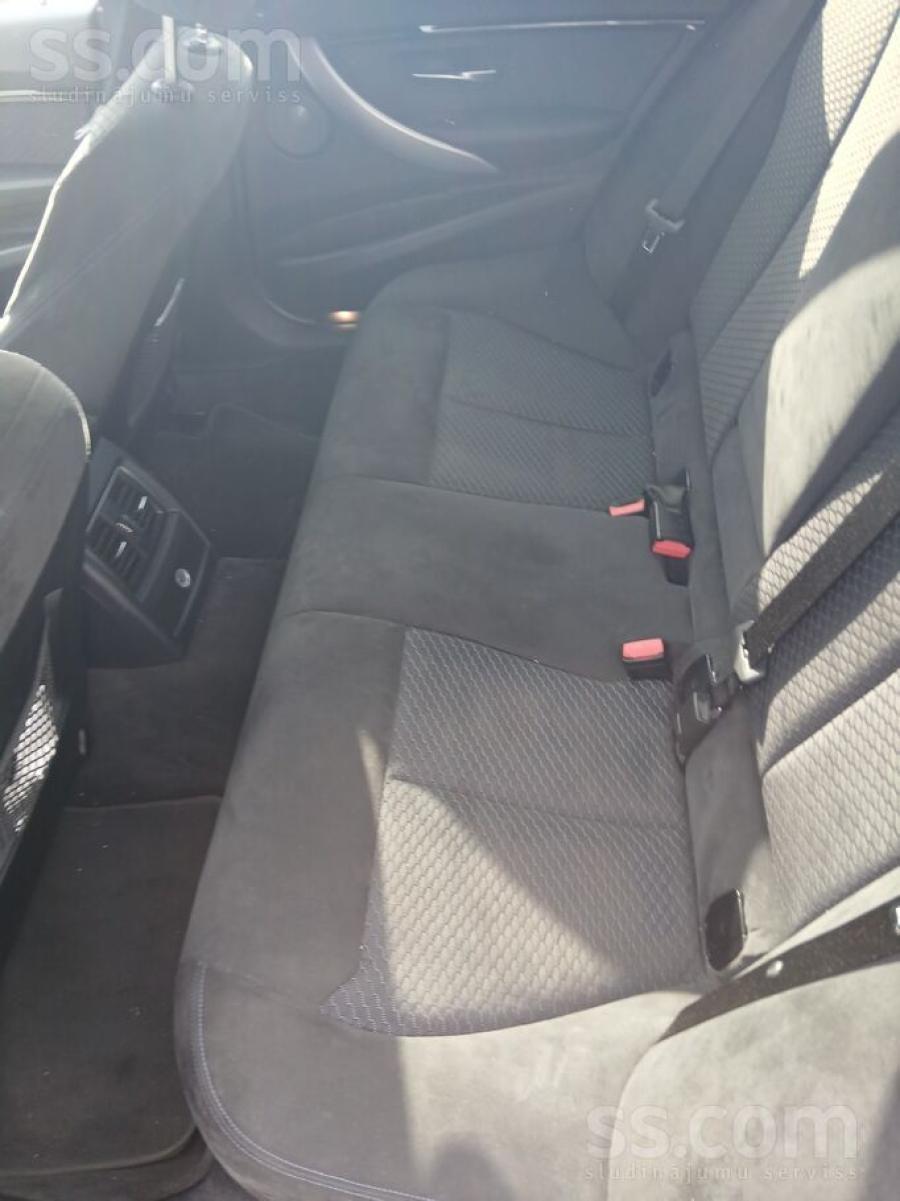Pelēks BMW 340 2018 Rīga, ar dzinēja tilpumu 3.00 L un nobraukumu 207 tūkst. km par 25500 €, foto 5 vietnē AUTOMOTO.COM.LV