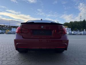 Red BMW 340 2016 in Kaunas, with an engine capacity of 3.00 L and mileage of 128 thousand km for 22499 €, photo 7 on AUTOMOTO.COM.LV