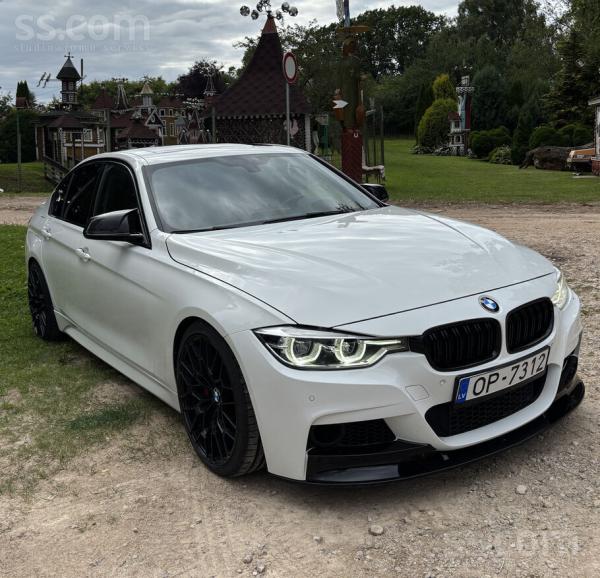 White BMW 340 2017 in Riga, with an engine capacity of 3.00 L and mileage of 151 thousand km for 27500 €, photo 1 on AUTOMOTO.COM.LV