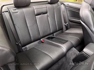 Black BMW 4 Series 2017 in Riga, with an engine capacity of 2.00 L and mileage of 152 thousand km for 15000 €, photo 14 on AUTOMOTO.COM.LV
